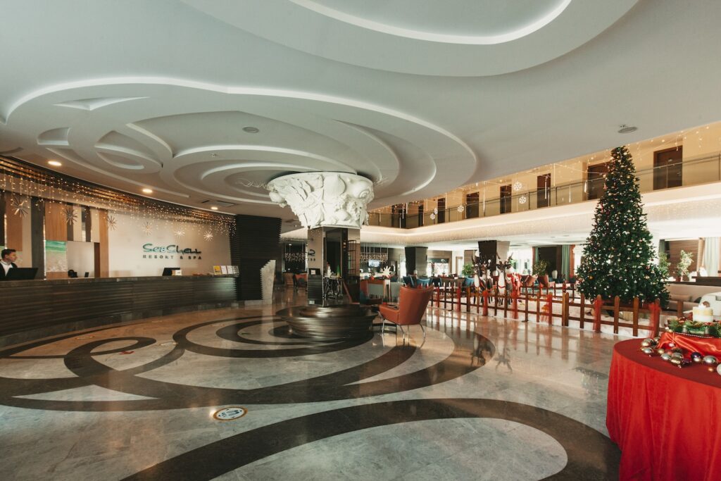 Lobby Bar – SeaShell Resort Hotel